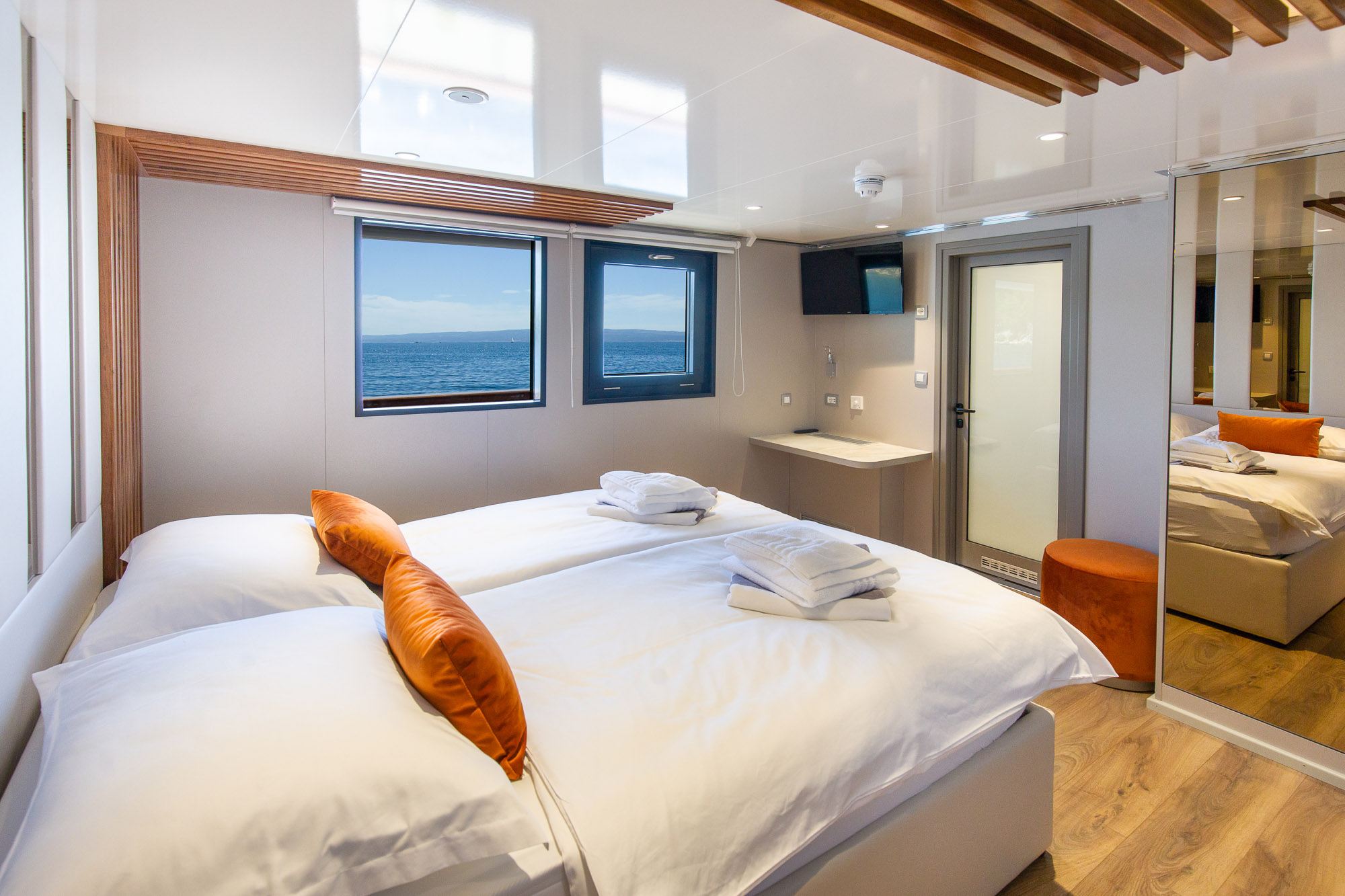 Adriatic King | IWorld of Travel